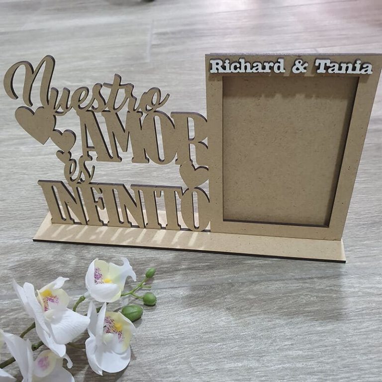 Marcos de fotos personalizados para regalar | Los más originales